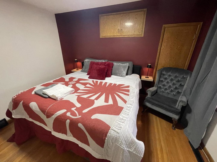 Merlot House - Calgary