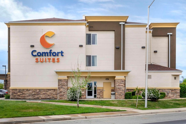 Comfort Suites Redding - Shasta Lake - Redding, CA