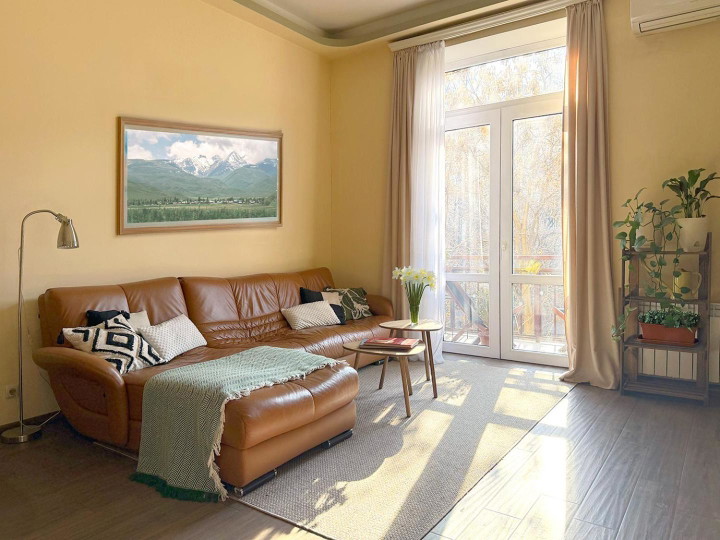 Your Spacious Home, City Center - Yerevan