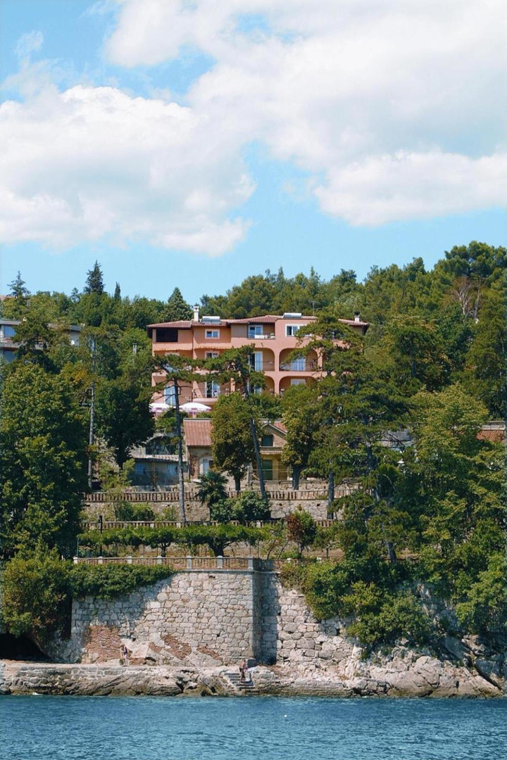 Villa Volosko With Private Parking And Breakfast,seaview - Opatija