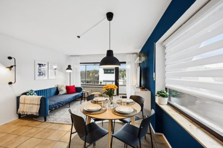 Helle & Moderne Wohnung Mit Panorama-balkon - Koblenz