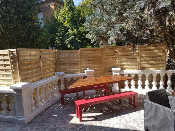 Maisonnette Privatisée - Sedán