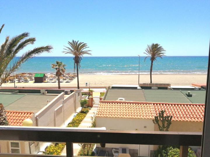 Estudio Frente Al Mar - Roquetas de Mar