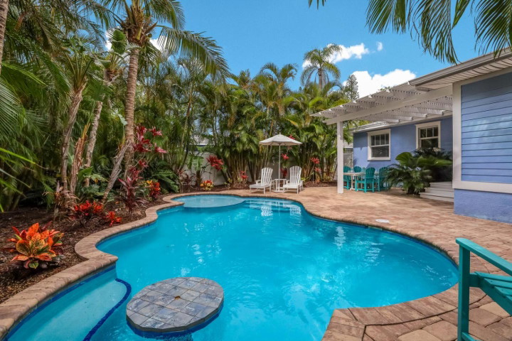 Bean Point Beach Cottage: North End Pool Home, Close To Beach & Bay By Anna Maria Life - Bean Point Beach, Anna Maria