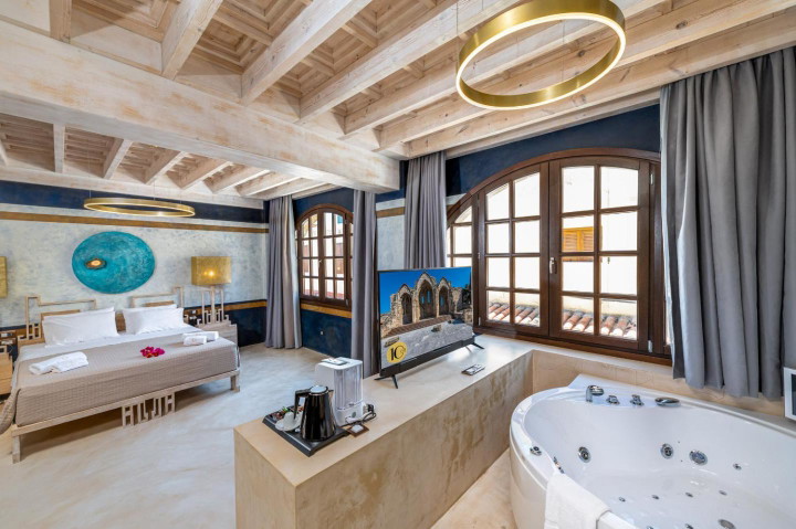 10gr Boutique Hotel & Wine Bar - Rhodes (Greece)