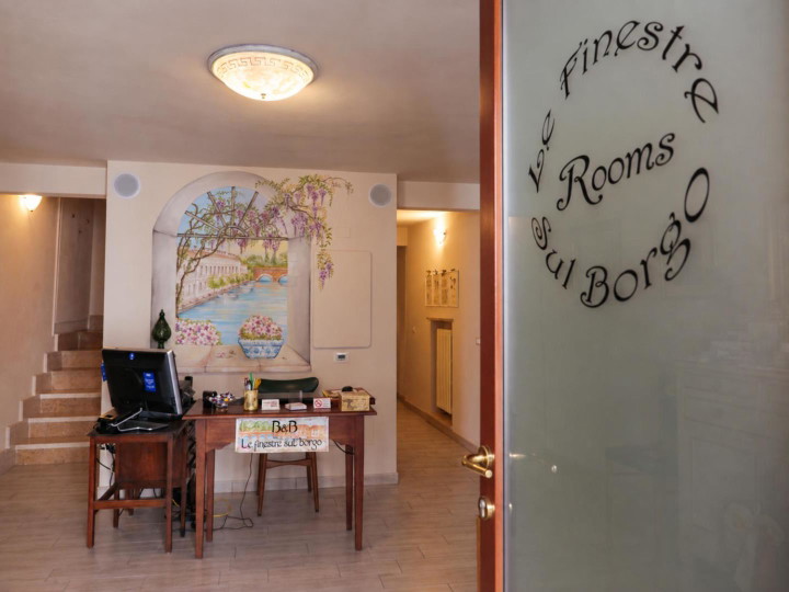 Le Finestre Sul Borgo Rooms - Castelnuovo del Garda