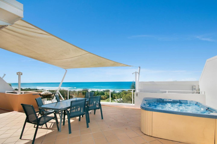 Santorini Twin Waters - Buderim