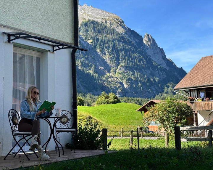 Mountain View Apartment - Kandersteg