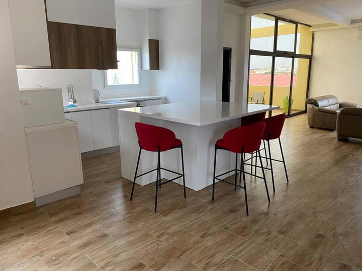 3 Chambres Avec Balcon Et Large Terrasse Dakar - Dakar