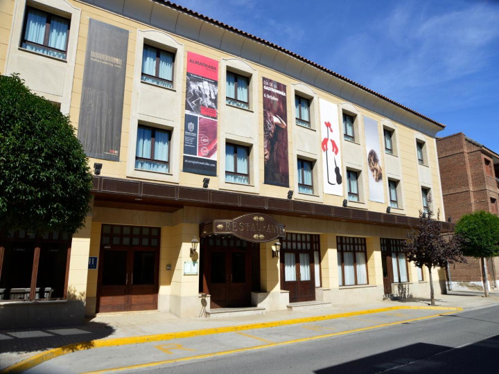 Hotel Maher - Castejón