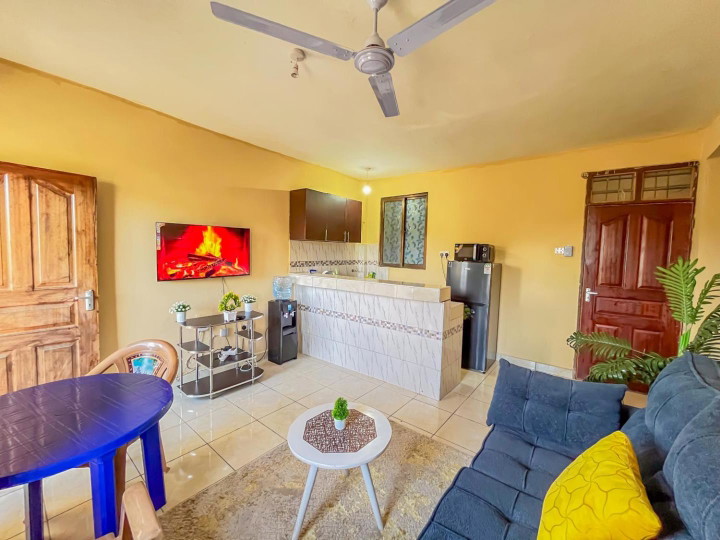Bamburi Breeze Suites - Mombasa