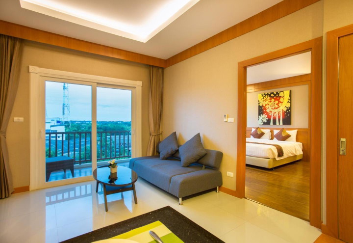 Romantic Khon Kaen Hotel - Khon Kaen