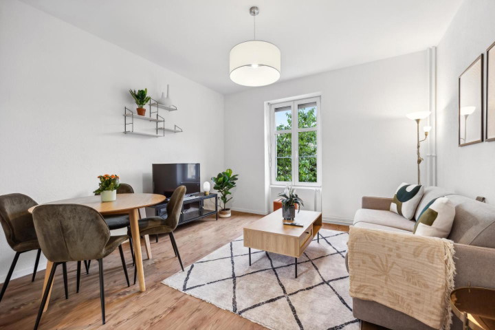 The R Apartment Chrischona - EuroAirport Basel-Mulhouse-Freiburg (BSL)