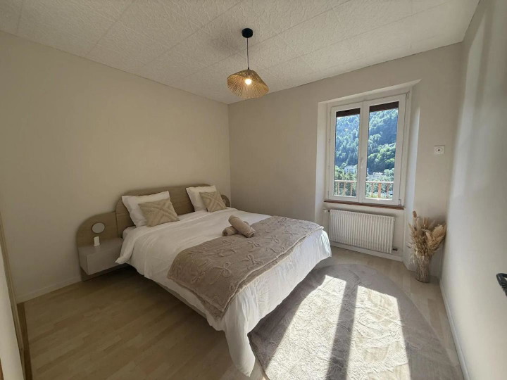 Appartement Confortable Saint-claude 80 M², Jardin - Mijoux