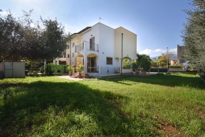 Casacarini - Villa Vacanze Sul Mare Con Piscina Idromassaggio - Capaci