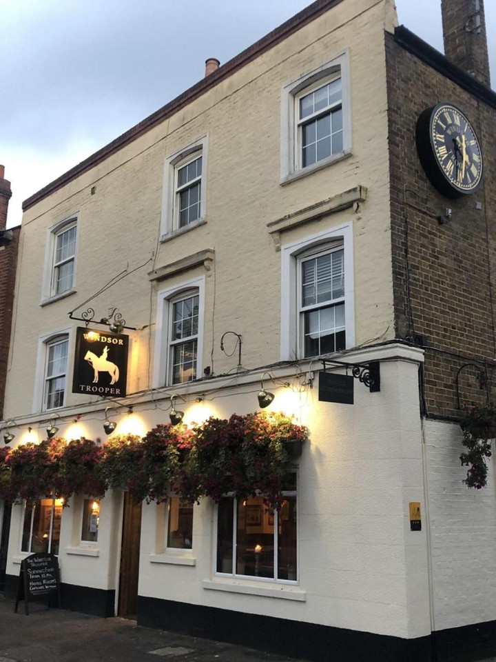 The Windsor Trooper - Slough