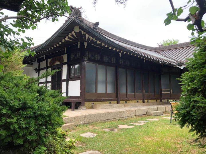 Hanok Stay Chunhwadang - South Korea