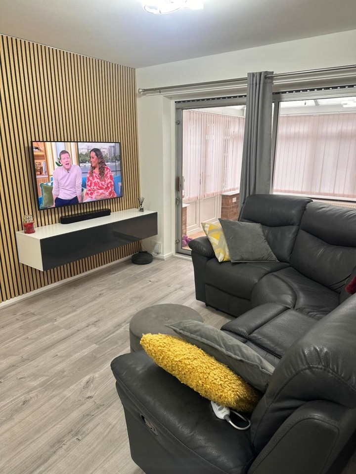 Cosy Bungalow Sleeps 4 With Ev Charging - Solihull
