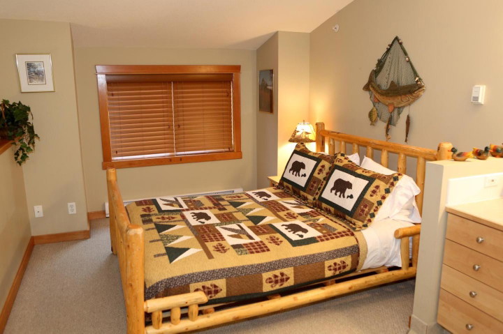 Apartment 405 Bear Creek Crossing - Alberta