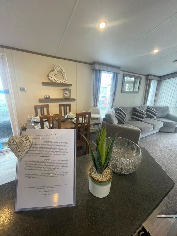 Luxury Static Home 2 Bed Sleeps 6 - Winterton-on-Sea