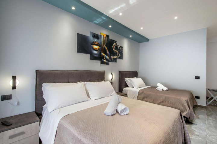 Garibaldi Rooms - Portici