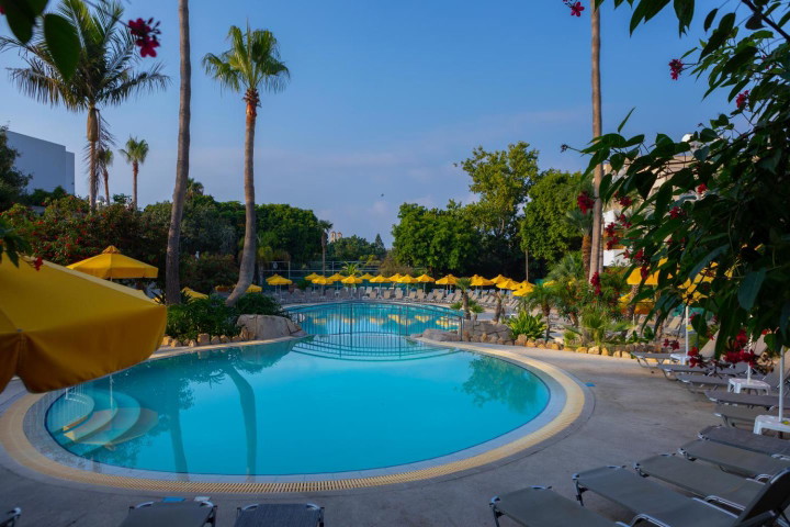 Mayfair Gardens - Paphos