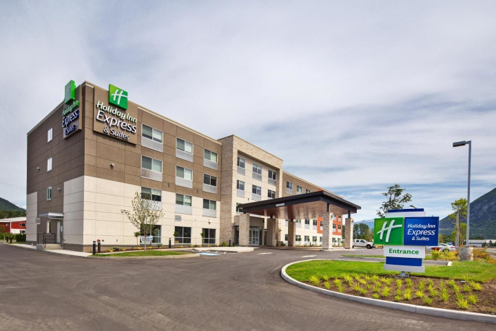 Holiday Inn Express & Suites Terrace By Ihg - Canada