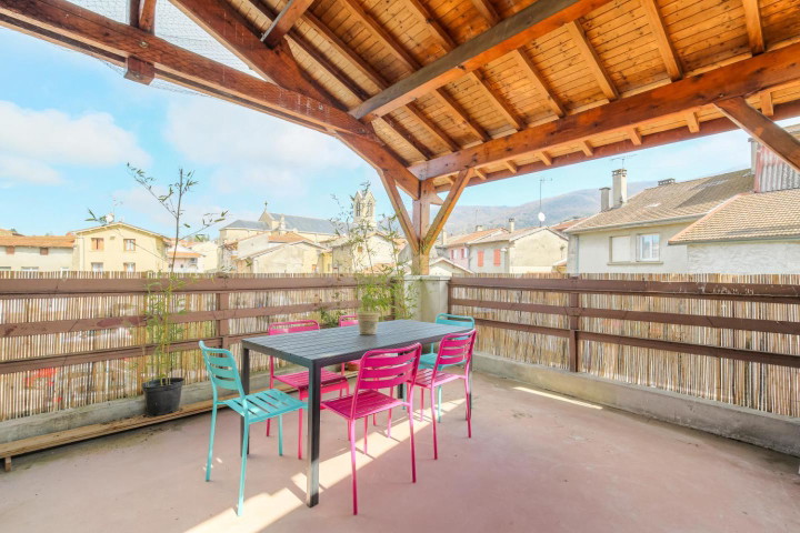 Gîte Climatisé La Terrasse, Groupes Et éQuipes - Ambérieu-en-Bugey