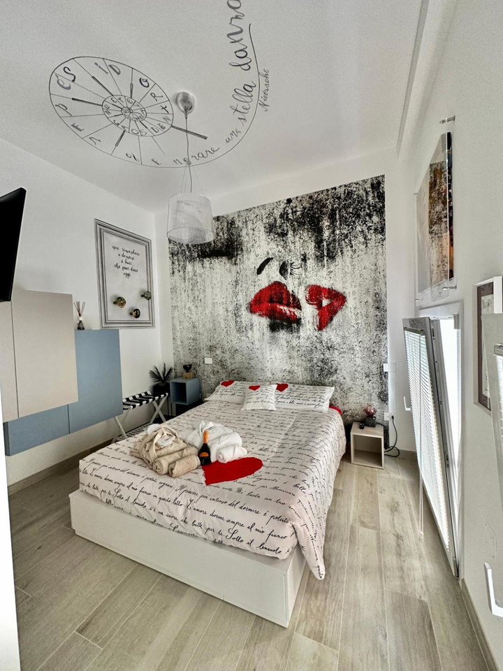 Love Suite Gallery Appartamento Con Sauna - Bed Art Relaxing Suite - Cupra Marittima