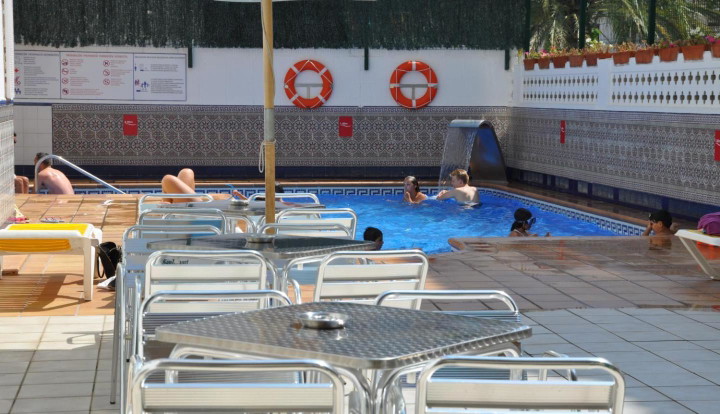 Aparthotel Safari - Santa Susanna