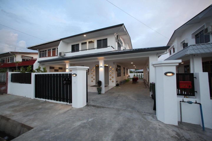 Come Inn Homestay 1379 - Miri