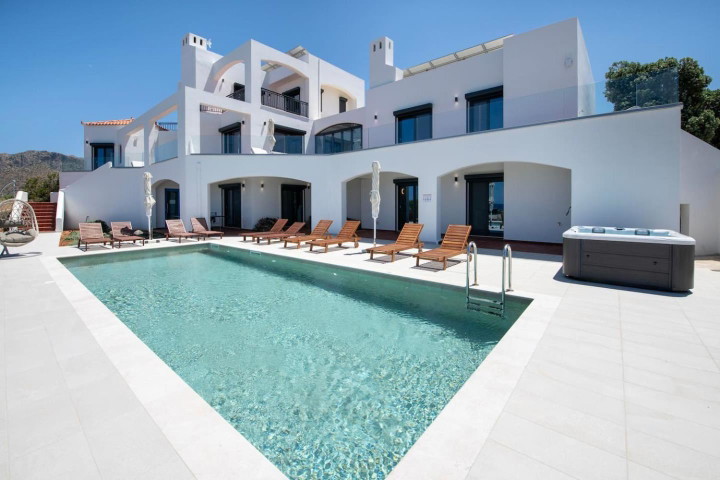 Seafront Luxury Villa In Chania With Heated Pool - Chania