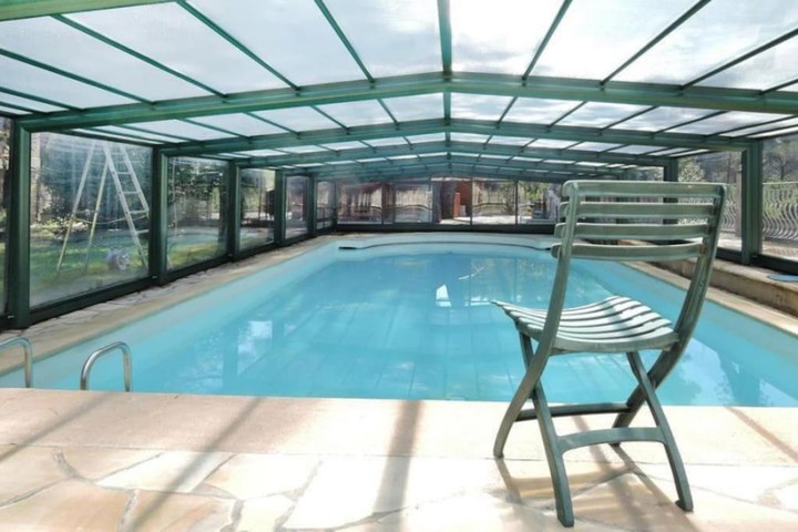 Chalet Piscine Couverte/jardin/terrasse - Bandol