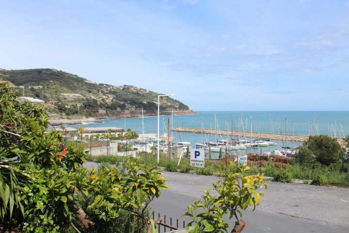Froggy House - San Lorenzo al Mare