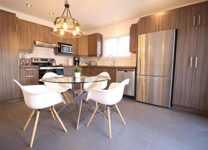 Luxueux - Deco Moderne, Rosemont - Montréal, QC