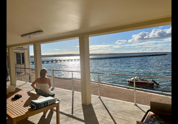 Beachside & Jetty View 1 - Admirals Apartment - Streaky Bay