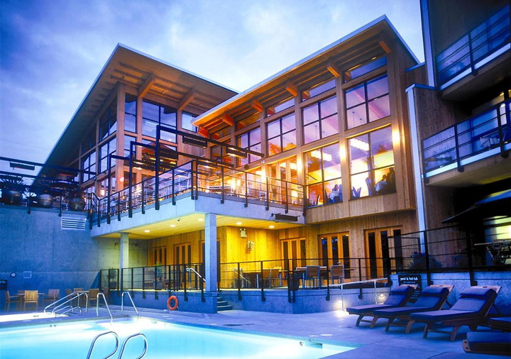 Brentwood Bay Resort - Adults Only - 16 And Older - Sidney