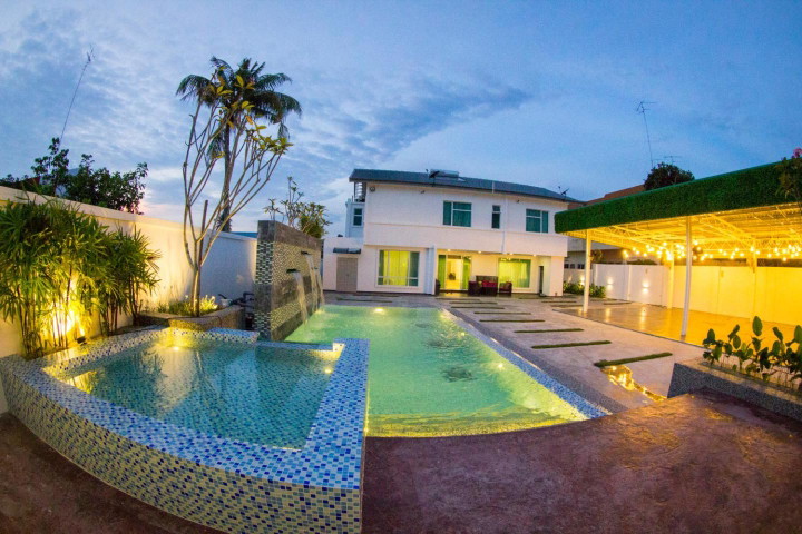 Secret Garden Warni Villa (Muar) - Muar