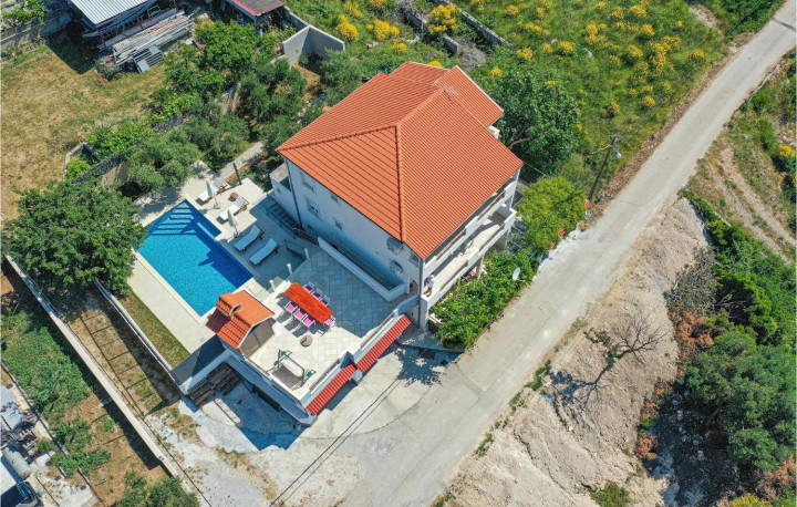 Atemberaubendes Haus In Kastel Sucurac Mit Sauna - Split