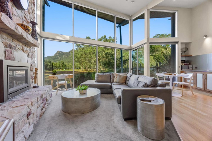 Ironstone Romantic Couples Retreat - Halls Gap