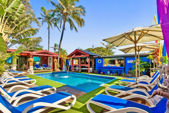 Hideaway Noosa Men Only Beach Resort - Queensland
