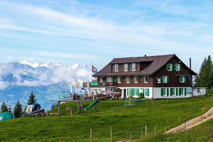 Berggasthaus Rigi-burggeist - Stoos
