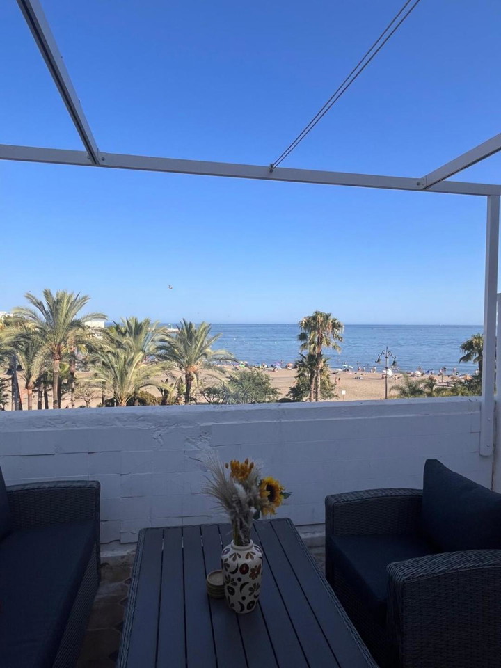 Apartment On The Beach - Benalmádena