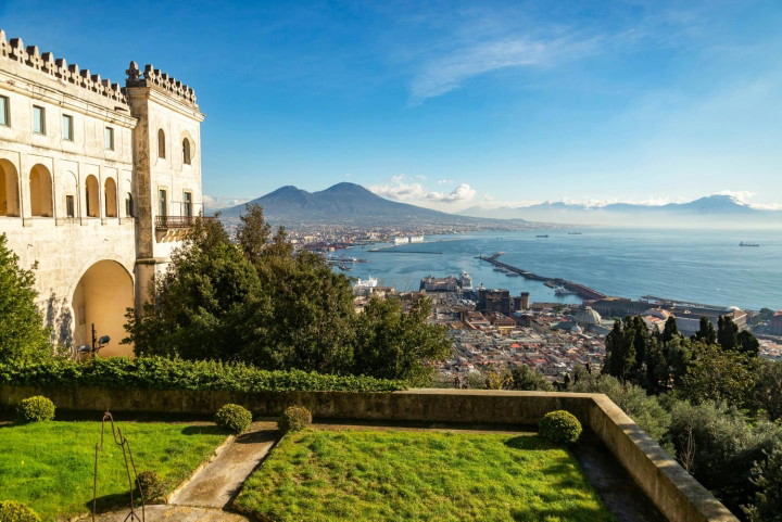 Sunshine In The City Center - Massa Lubrense