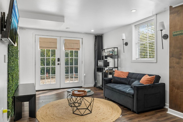 Nashville Studio Near Zoo - Accessible & Parking - Radnor Lake State Park, Nashville