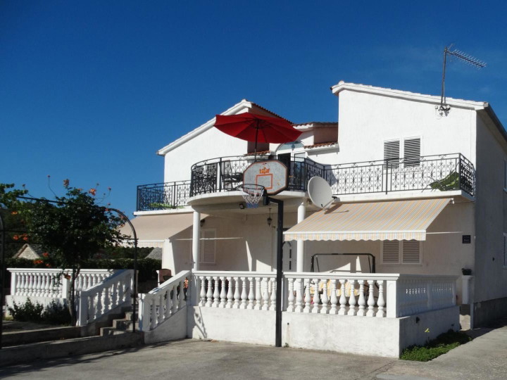 Primošten Apartman Dino - Primošten