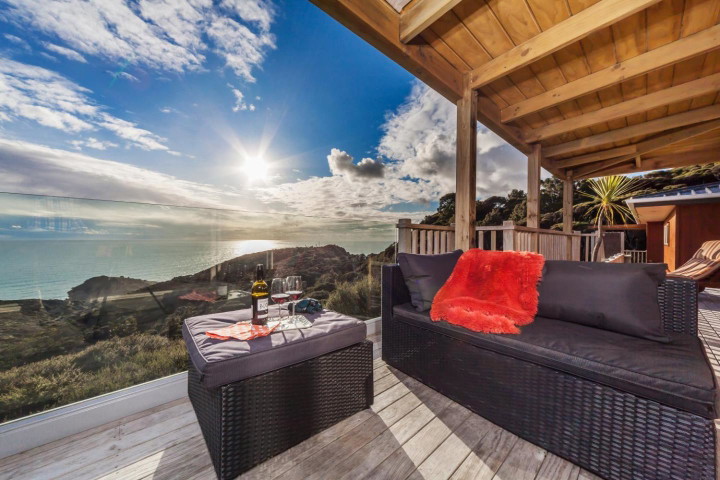 Romantic Piha - Auckland