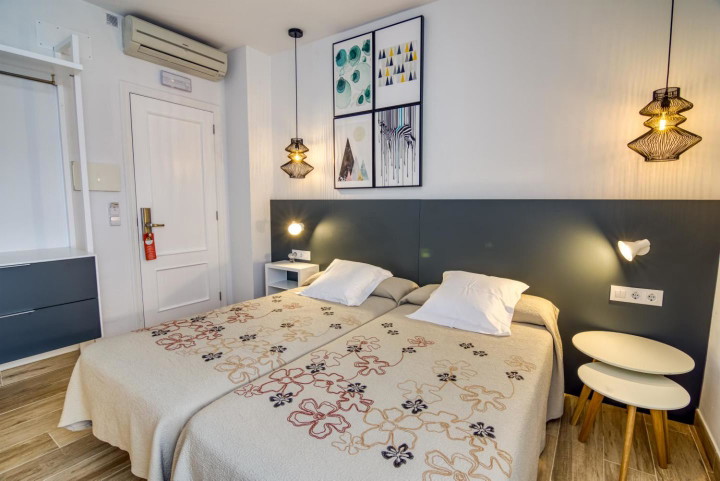 Hostal La Isla - Minorca