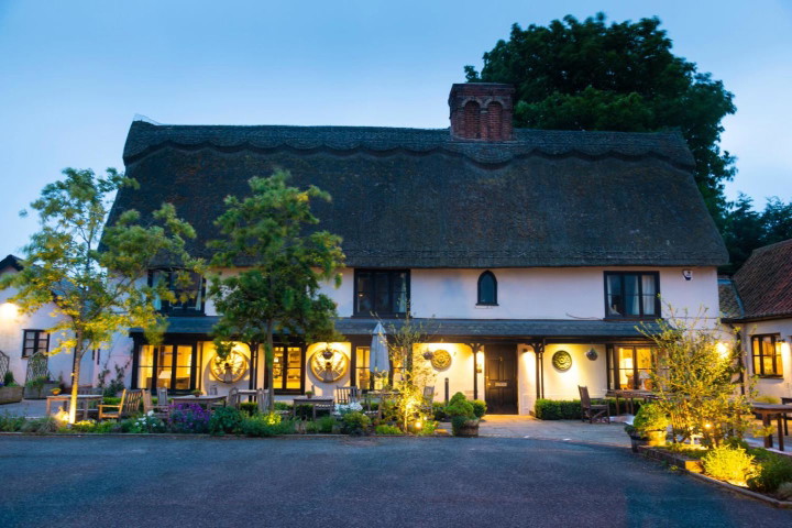 The Black Bull Inn - Saffron Walden
