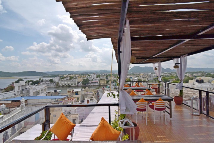 Hotel Banjara Heritage - Udaipur